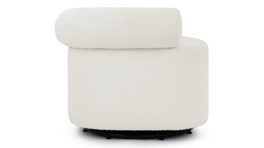 Huggy Chair, Warm White Boucle | Interior Icons